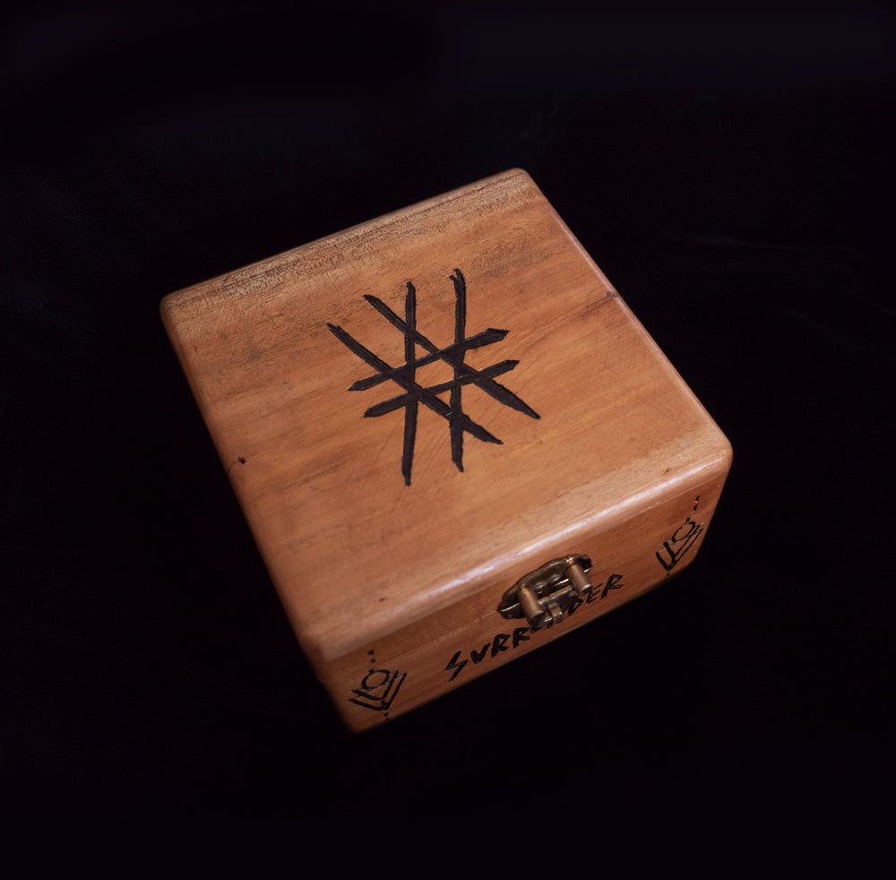 LISTENING RITUAL BOX + CD – Roniit